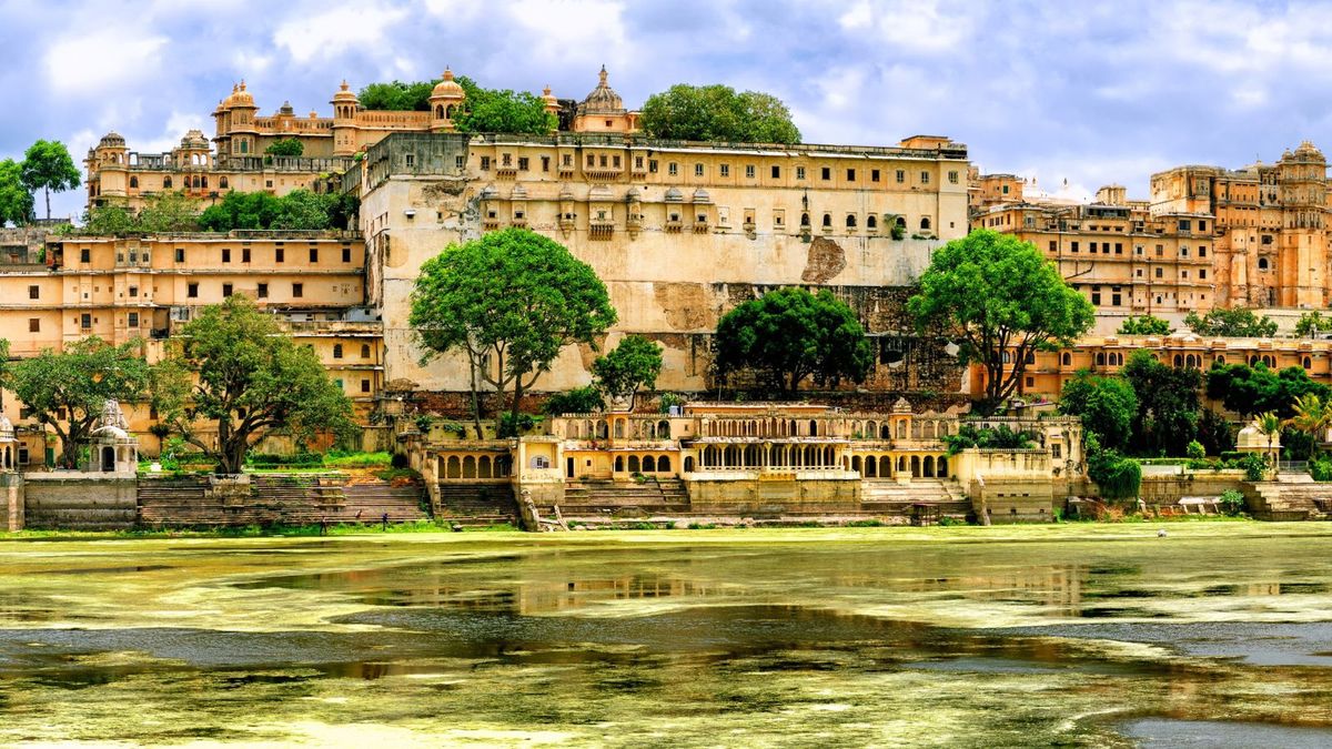 Exploring The Majestic Forts Of Udaipur | Zee Zest